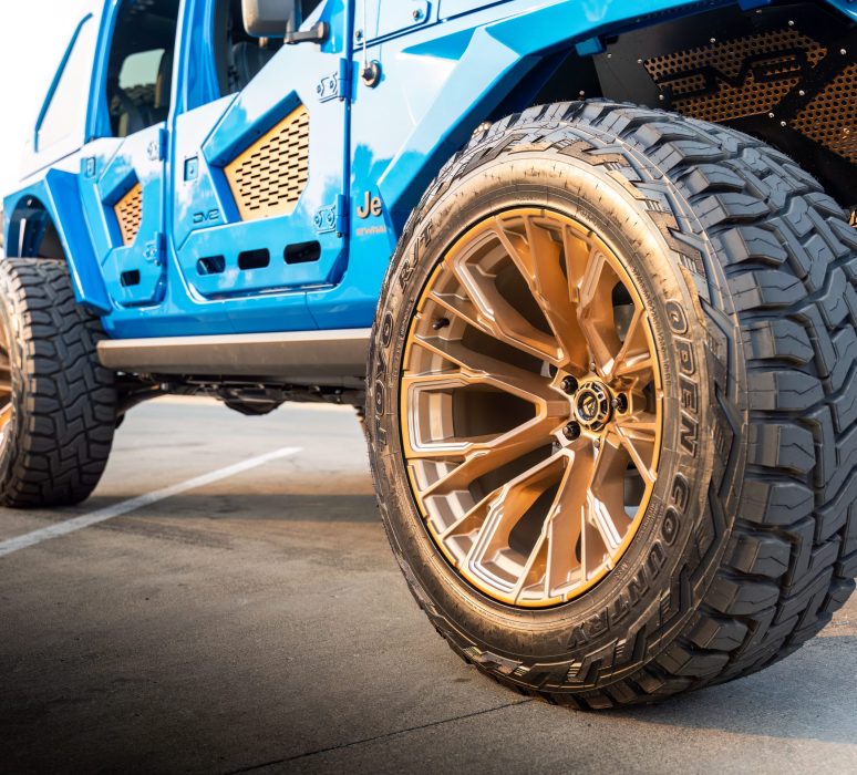 Hydro Blue Jeep Wrangler - MICHIGAN PREMIER AUTO
